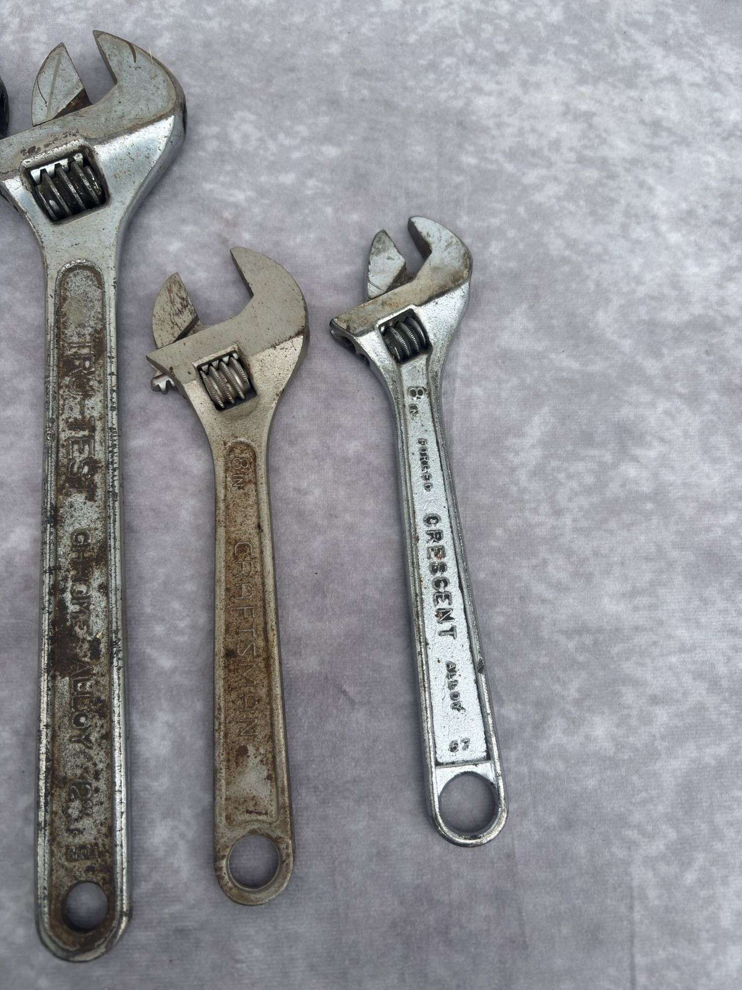 4 Crescent Wrenches - Kaufman Realty & Auctions
