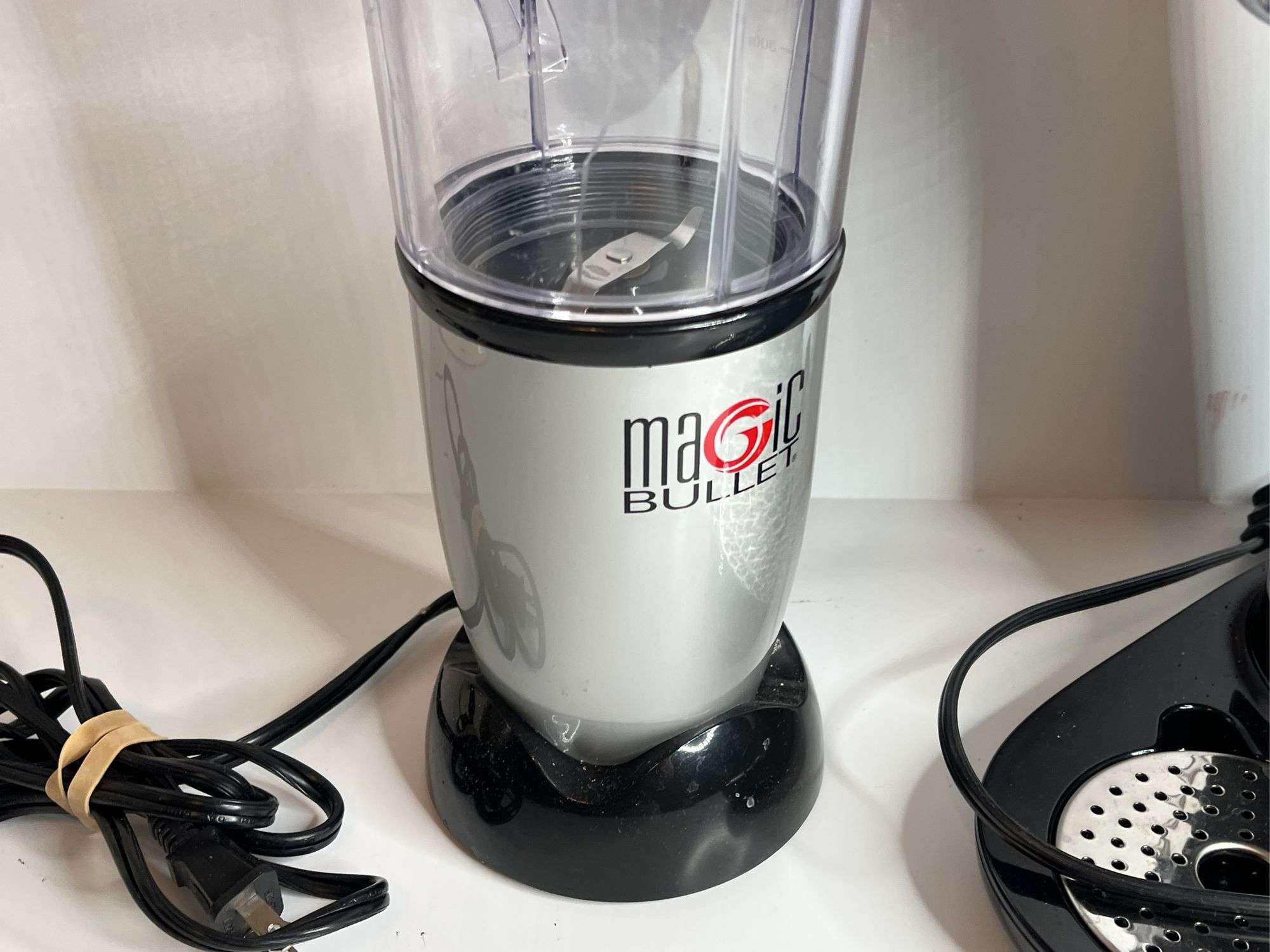 Magic Bullet Blender & Mr. Coffee Coffee Maker - Kaufman Realty & Auctions