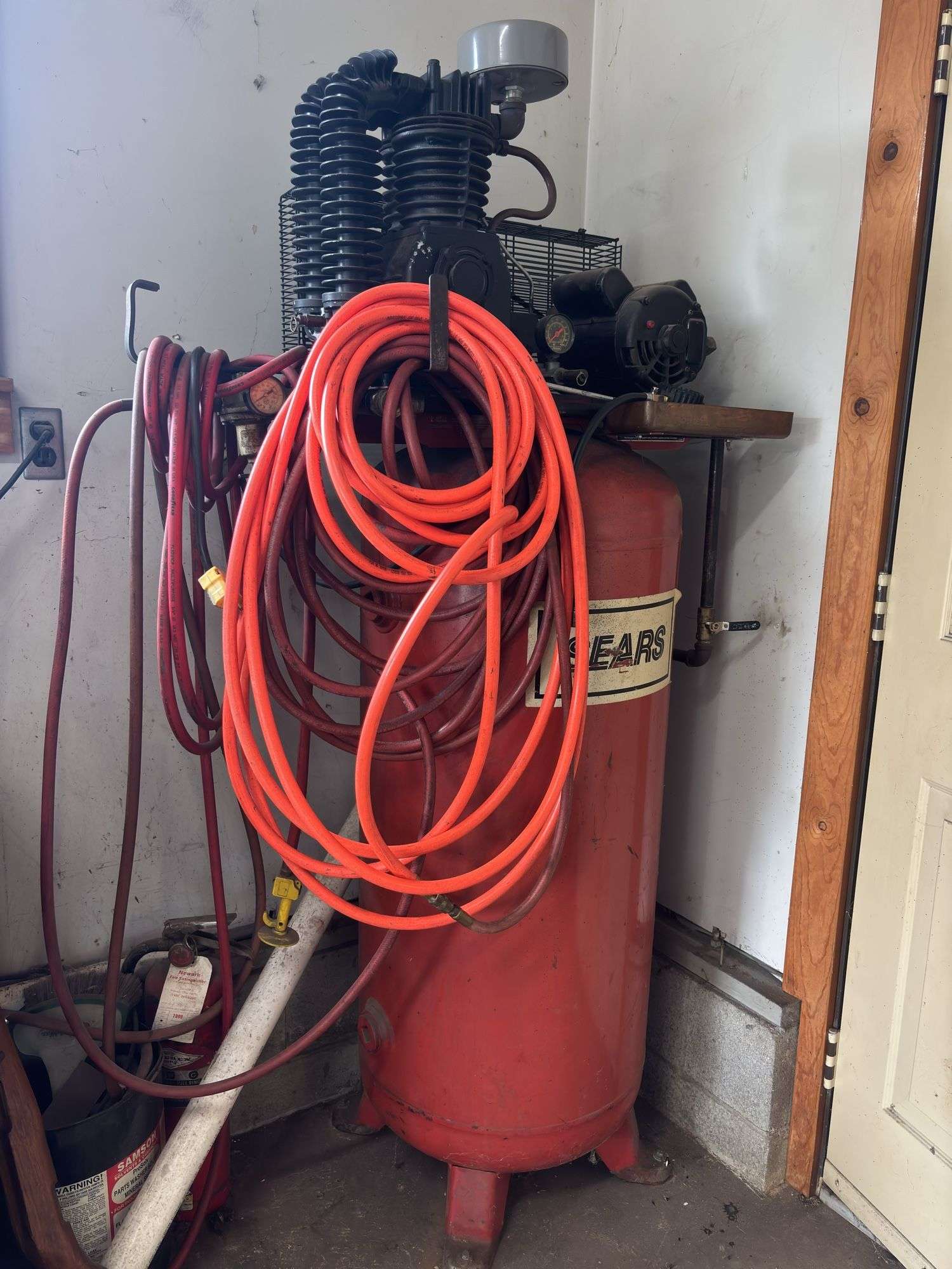 Sears Air Compressor, Gallons ? - Kaufman Realty & Auctions