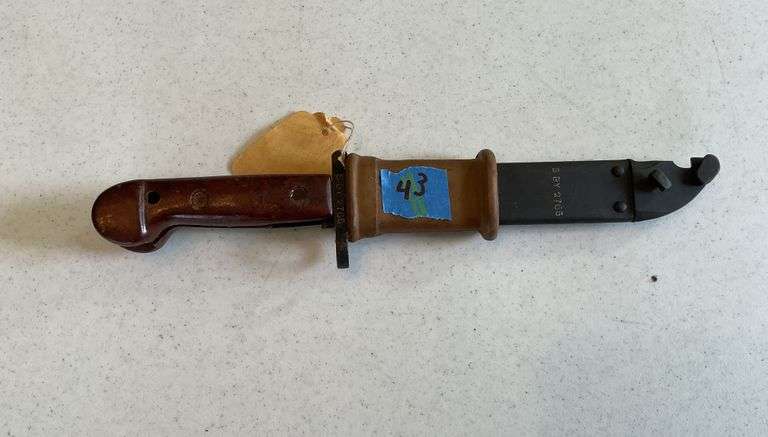 RUSSIAN AK-47 BAYONET/DAGGER - Kaufman Realty & Auctions