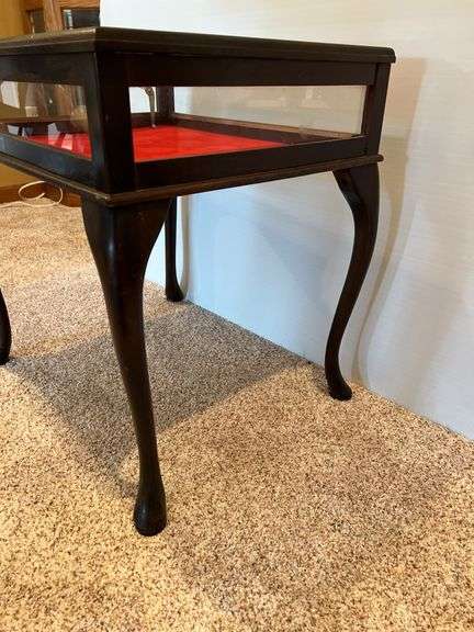 Antique end table display case- 23"x18"x24" - Kaufman Realty & Auctions