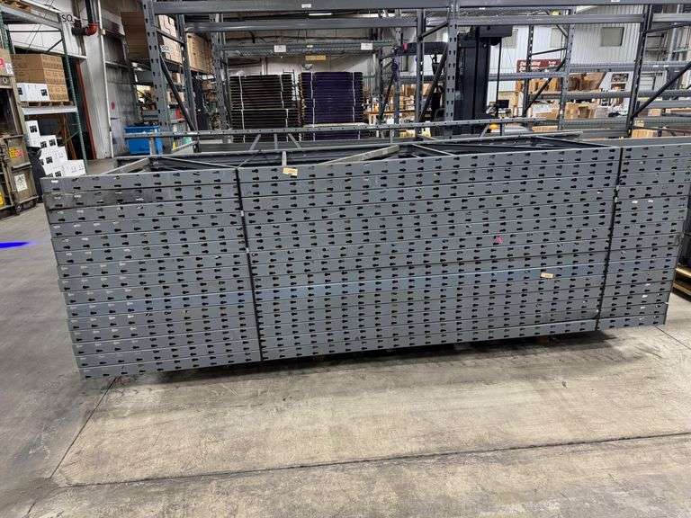 32' of Pallet Racking - (5) - 48"x12' Uprights - (32) - 96" Beams ...