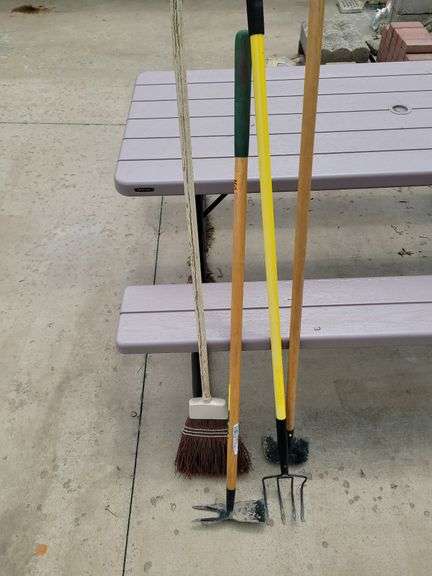 LONG HANDLED YARD TOOLS (4) - Kaufman Realty & Auctions