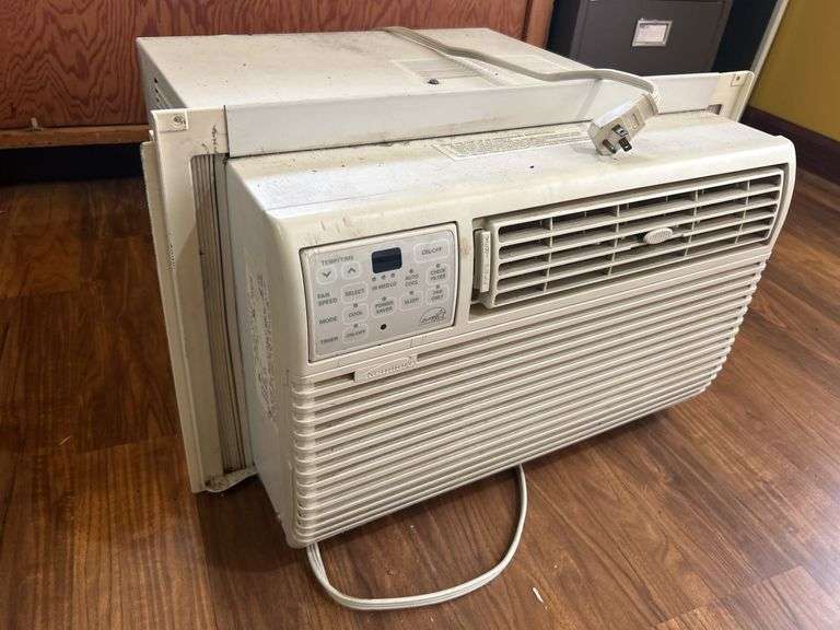Kenmore window AC unit - Kaufman Realty & Auctions