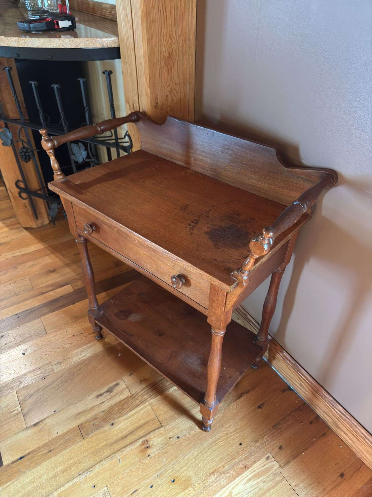 Old Dry Sink - Kaufman Realty & Auctions