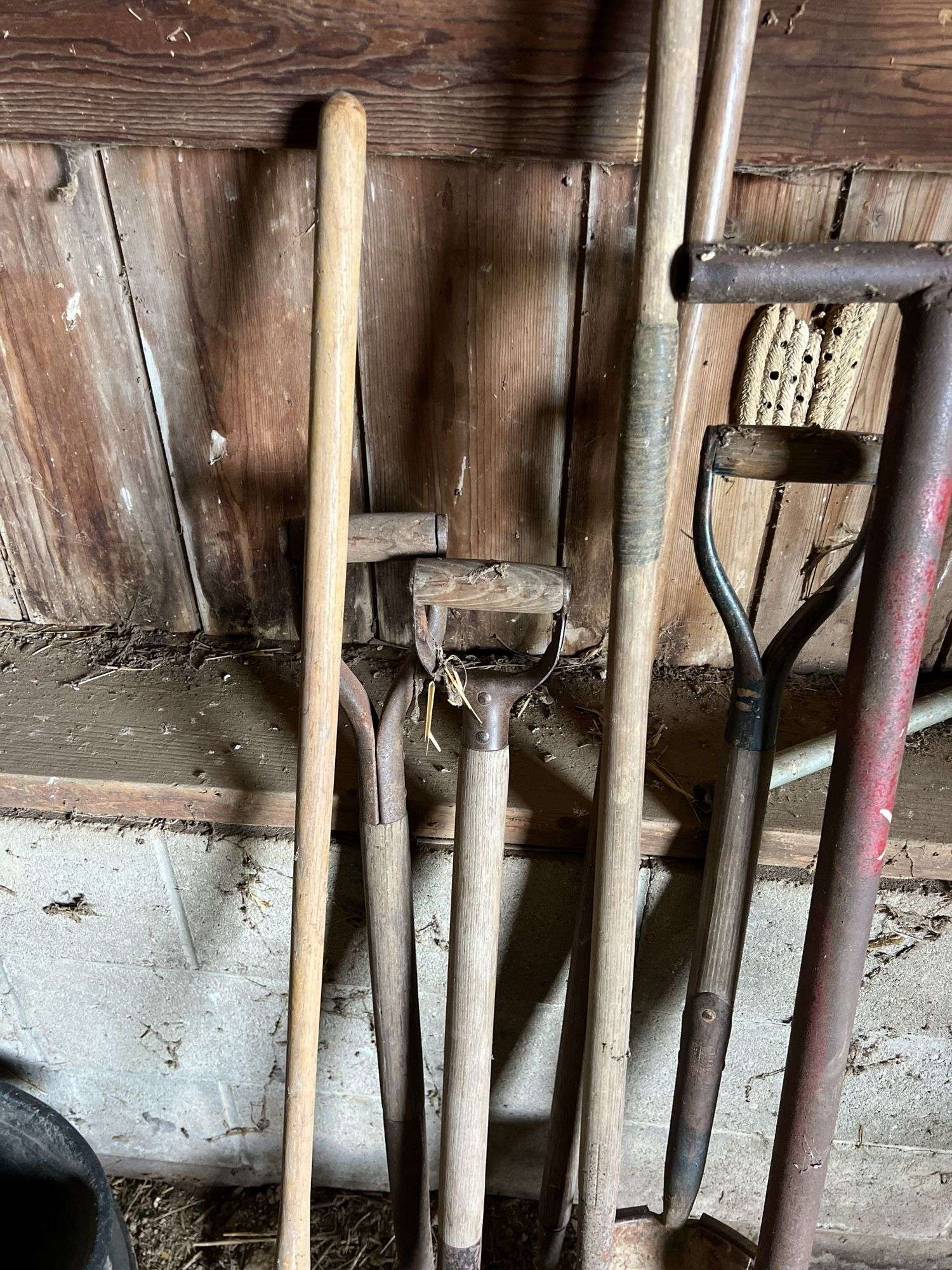 Hand tools - potato forks-hay fork- rakes - spud bar - Kaufman Realty ...