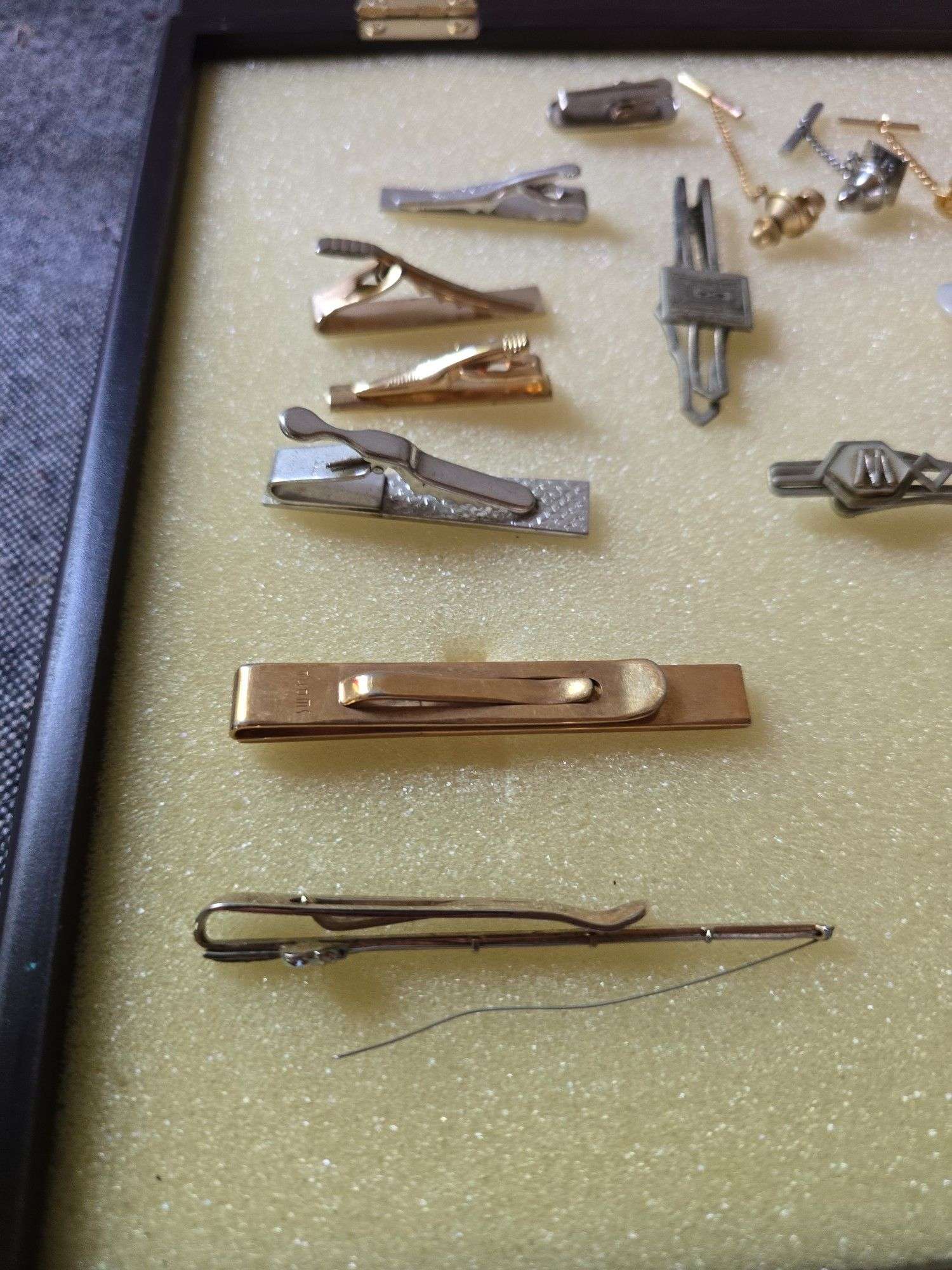 FRAME WITH PINS AND CLASPS - Kaufman Realty & Auctions