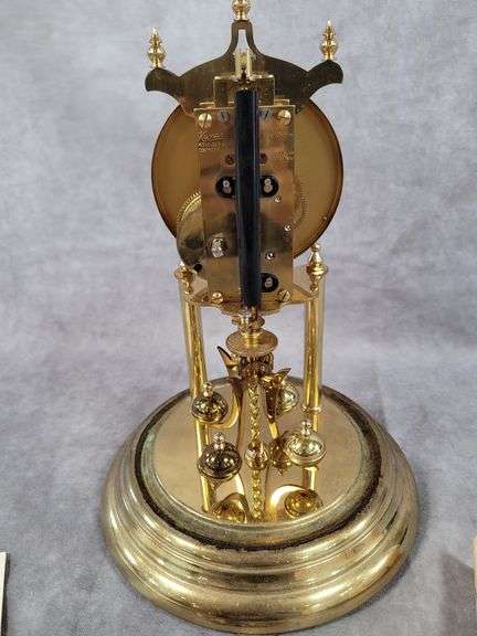 VINTAGE KUNDO ANNIVERSARY CLOCK WITH KEYS - Kaufman Realty & Auctions