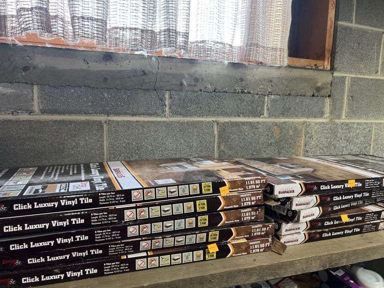 (10) Boxes of Select Surfaces Drop & Click Luxury Vinyl Title (11.61 Sq ...