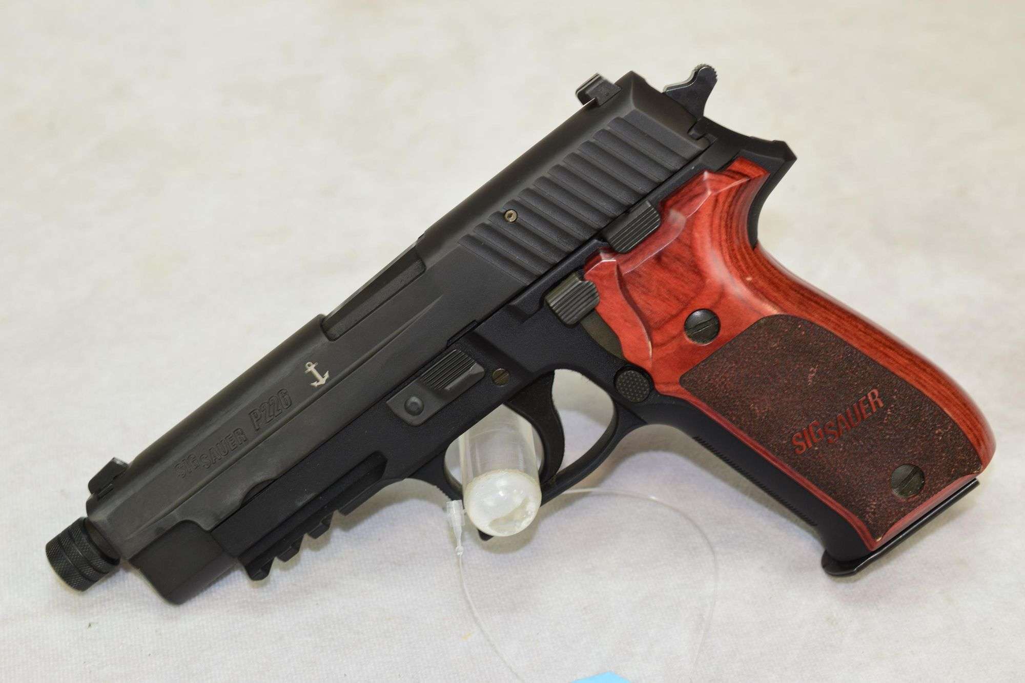 Sig Sauer Mod P226 Cal 9mm 4 Mags - Kaufman Realty & Auctions