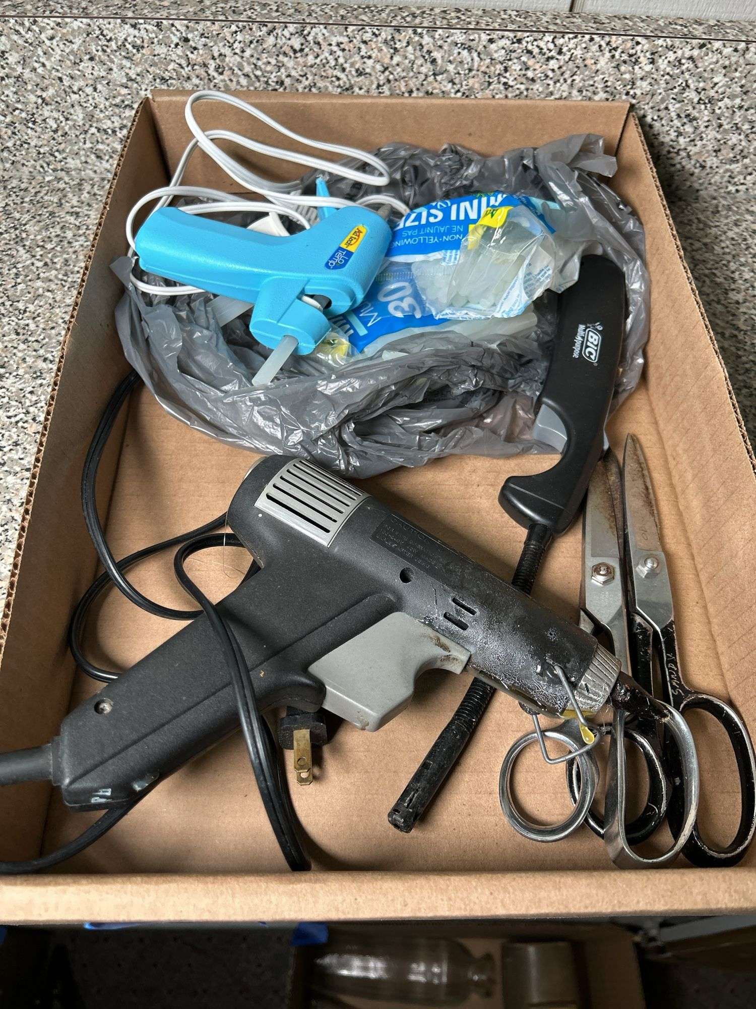 HOT GLUE GUNS, SCISSORS AND LIGHTER - Kaufman Realty & Auctions