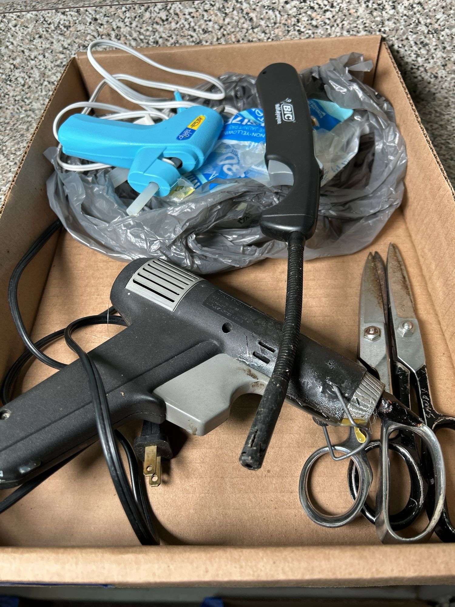 HOT GLUE GUNS, SCISSORS AND LIGHTER - Kaufman Realty & Auctions