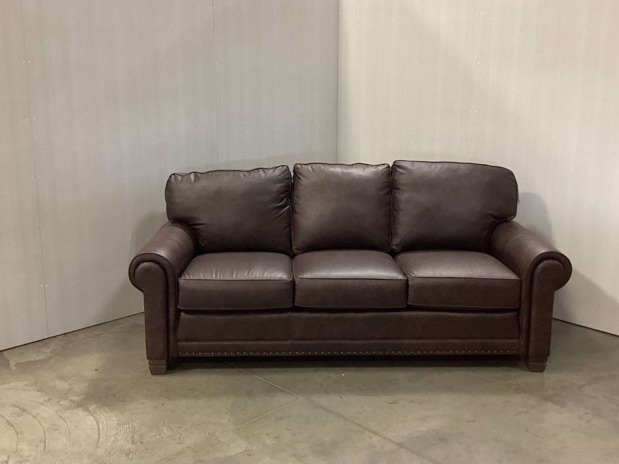 SMITH BROS. Leather Sofa - Kaufman Realty & Auctions