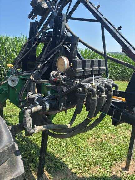 Raven 60ft 3 pt Boom Sprayer w/2-260 Gallon Saddle Tanks - Kaufman ...