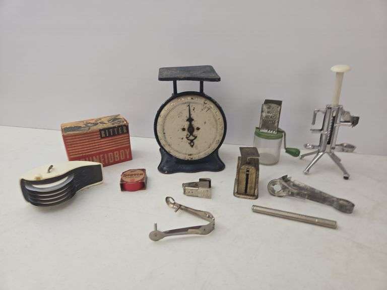 Vintage scales, cutter, pitters, nut chopper - Kaufman Realty & Auctions