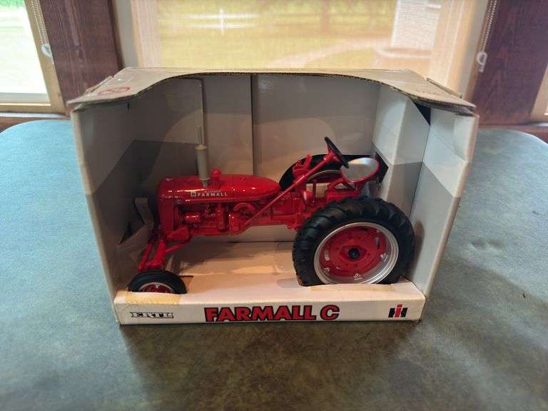 ERTL Farmall C Tractor - Kaufman Realty & Auctions