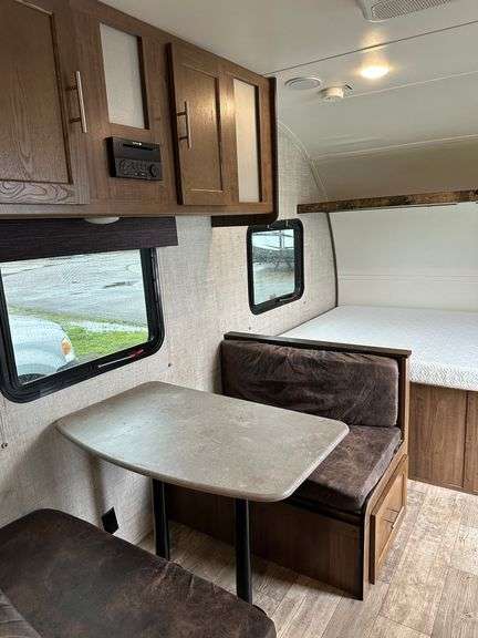 2019 Gulf Stream M-199DD Ameri-Lite Super Lite - Kaufman Realty & Auctions