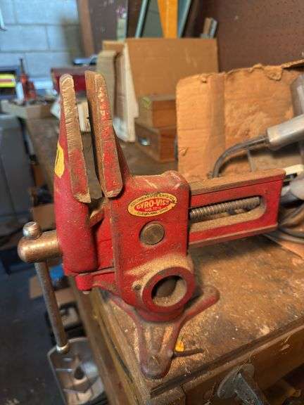 COLUMBIAN VISE MFG CO GYRO-VISE NO. 72 1/2, CLEVELAND, OHIO - Kaufman ...