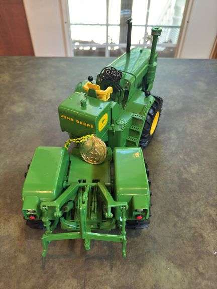 ERTL Precision Classics John Deere The Model 8020 Tractor - Kaufman ...