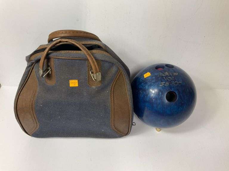 AMF Voit SS300 Bowling Ball and Bag - Kaufman Realty & Auctions