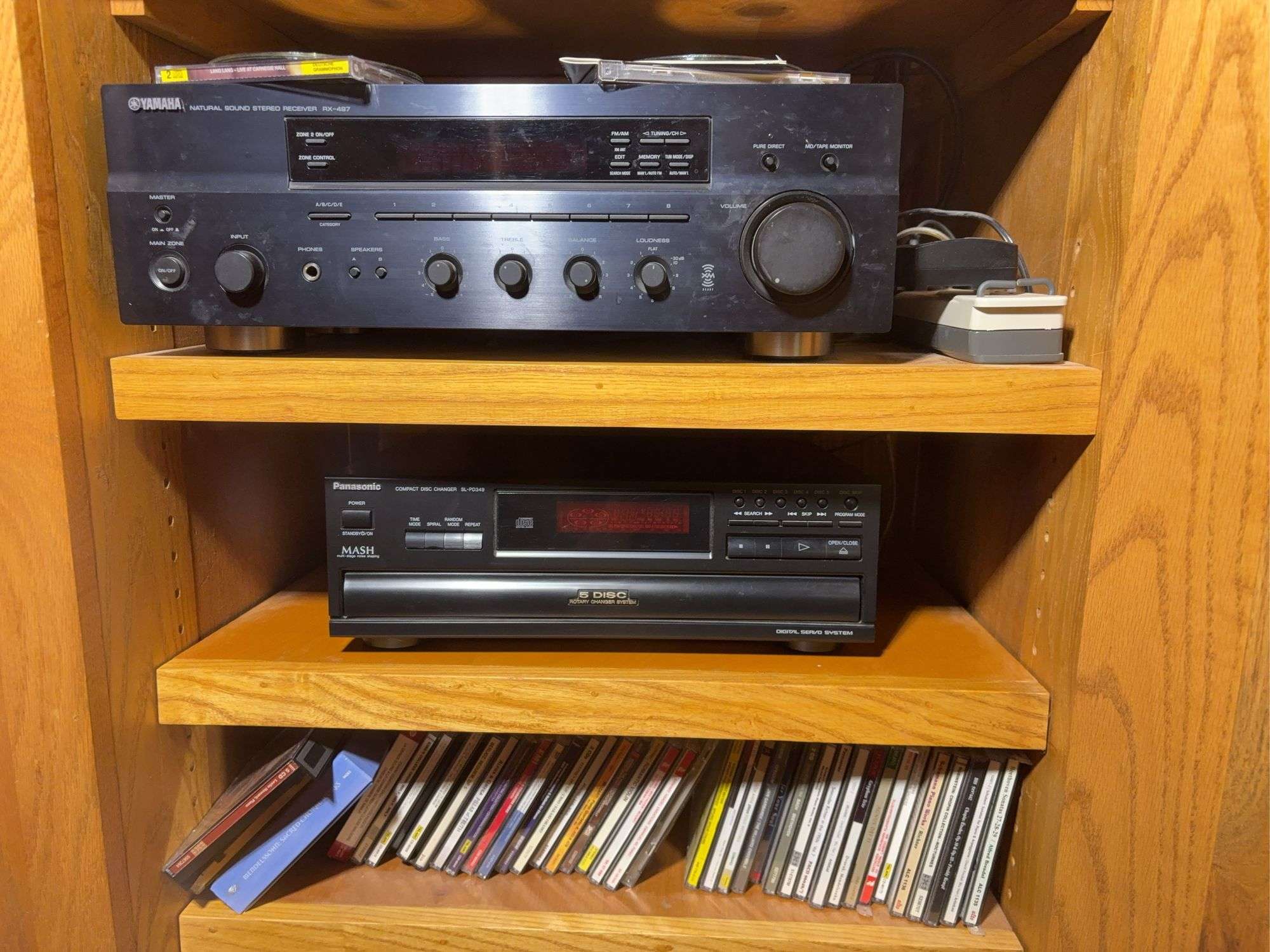 Yamaha stereo receiver, Panasonic digital compact disc changer with CD ...