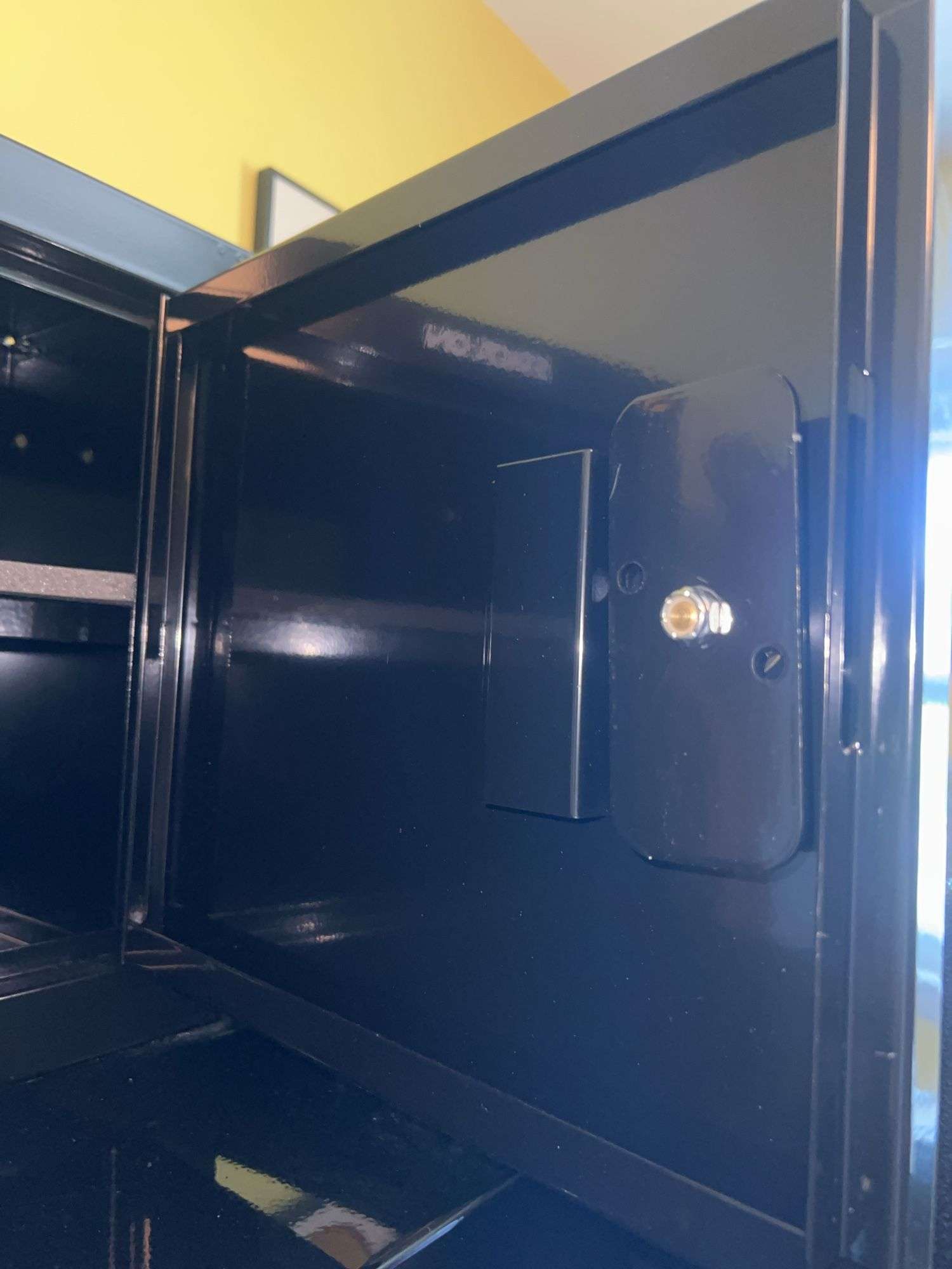 Stack-On Metal Locking Cabinet Safe and Key - Kaufman Realty & Auctions