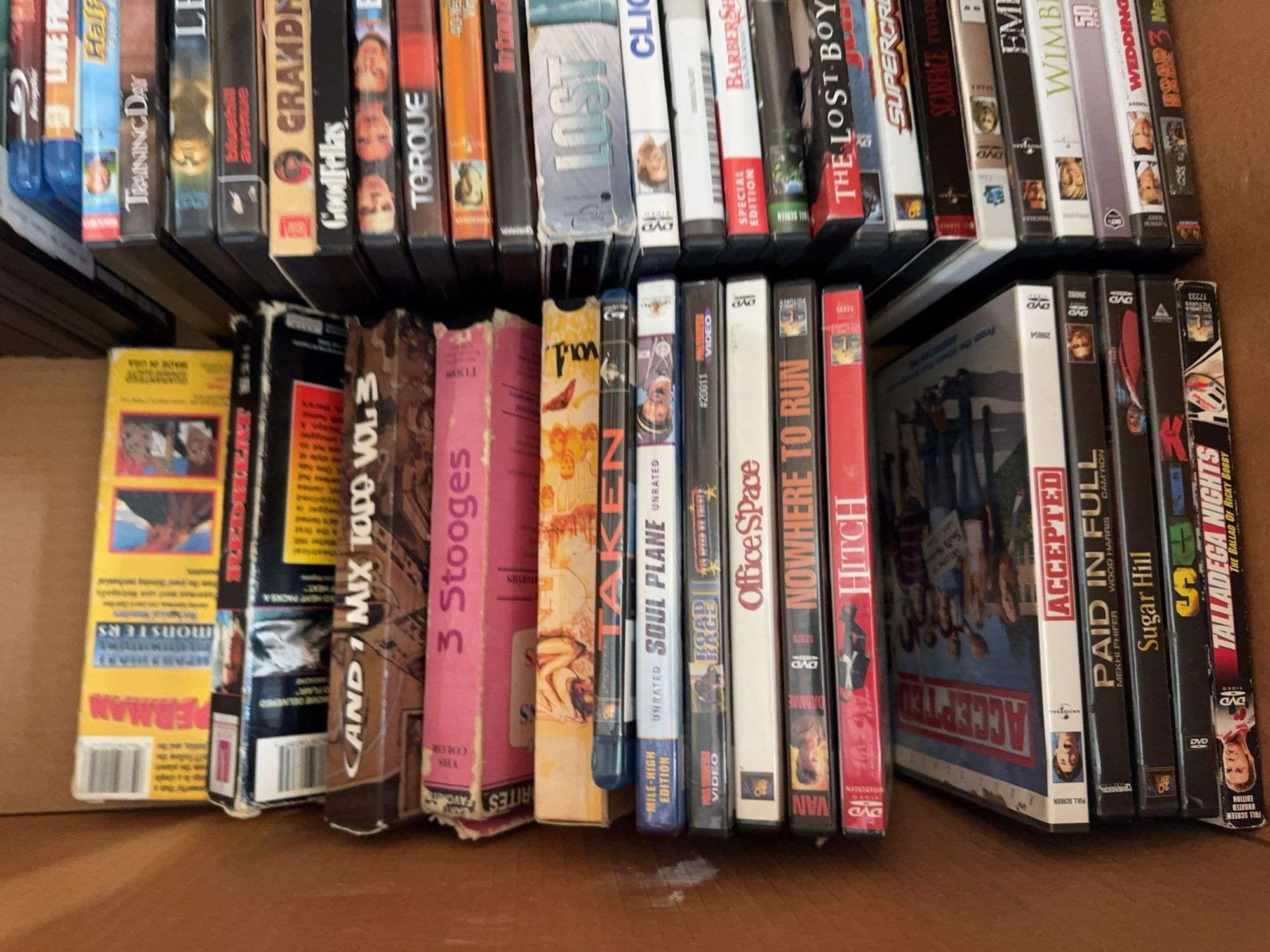 Corn hole set, tent, dvd ect. - Kaufman Realty & Auctions