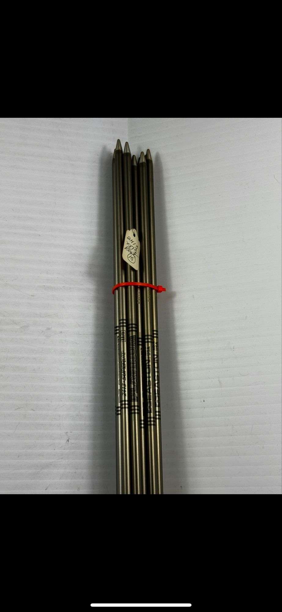 2413 arrow shafts - Kaufman Realty & Auctions