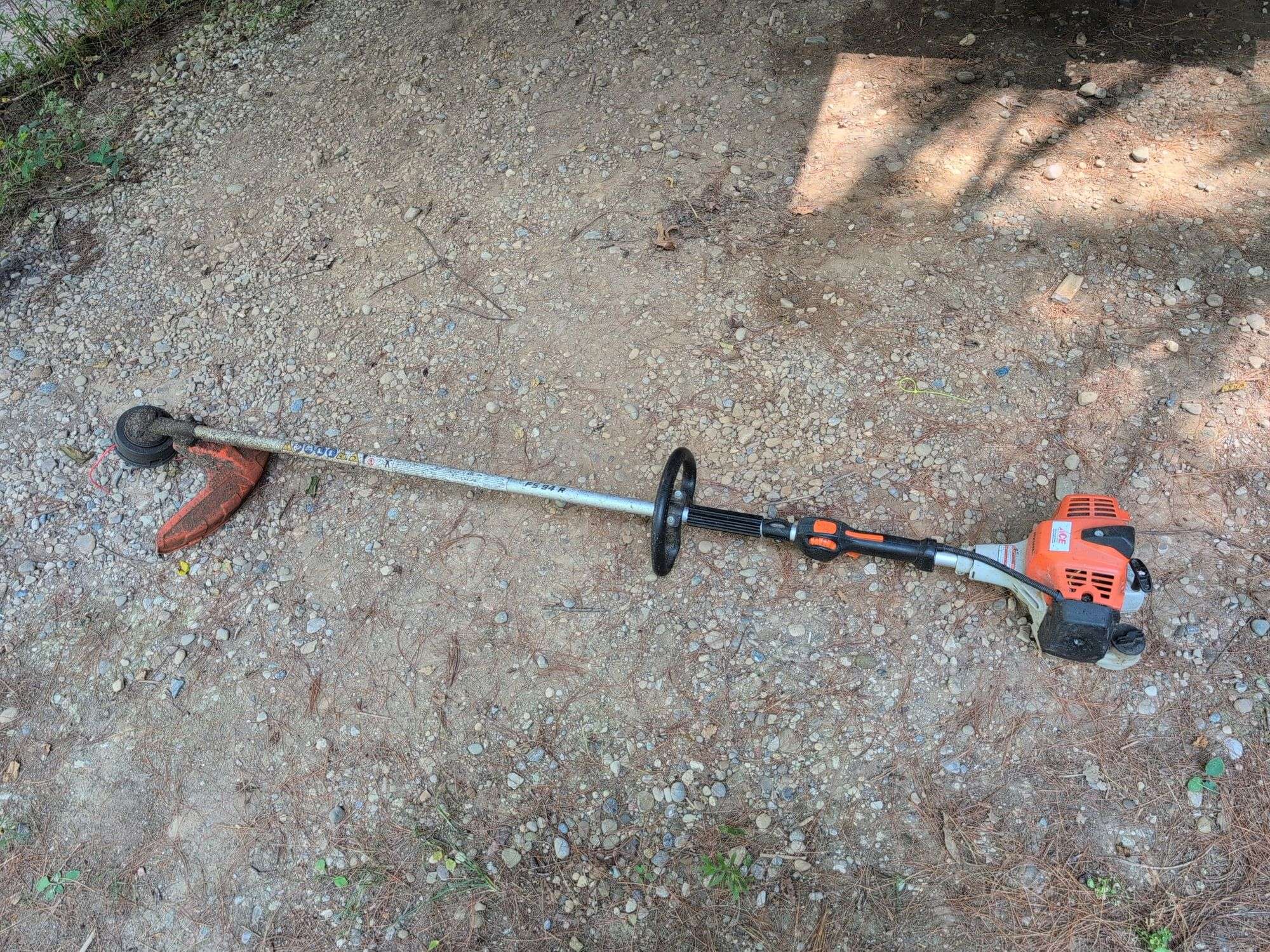 Stihl FS 94R gas weed eater - Kaufman Realty & Auctions