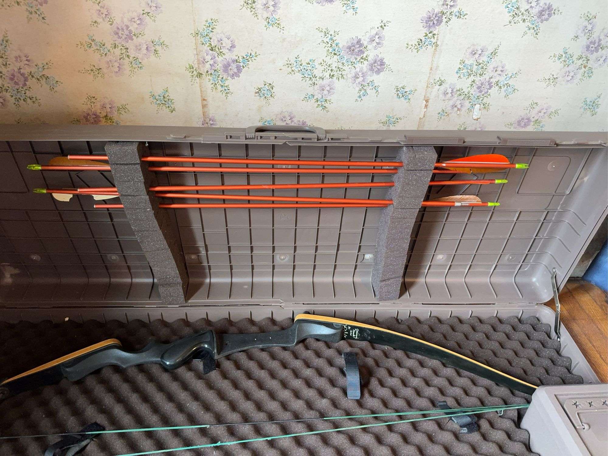 Bow Guard Bow Case and a Grahams Dynabo 2794 - Kaufman Realty & Auctions