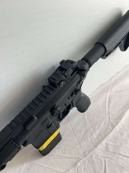 Windham Weapony model WW- AR15 cal .223/5.56mm serial- WW164886 w/ (4 ...