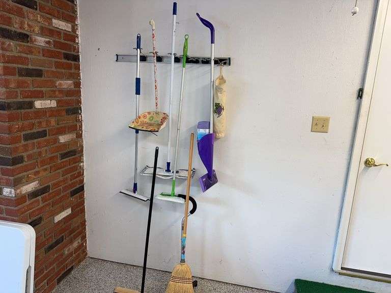 Brooms, mops , cane ect. - Kaufman Realty & Auctions