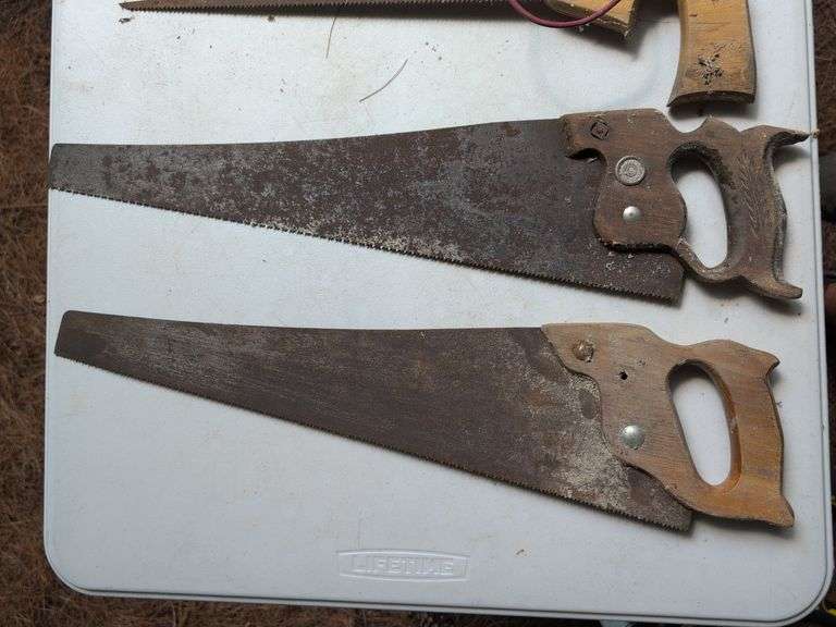 (6) hand saws - some antique with designs - Kaufman Realty & Auctions