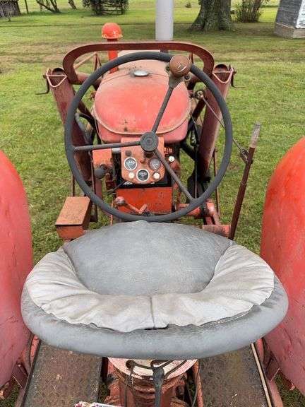 Co-op Tractor w/ loader. Runs - Kaufman Realty & Auctions