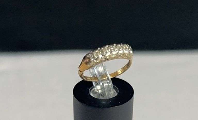 14K Ring and Wedding Band Size 6 - Kaufman Realty & Auctions