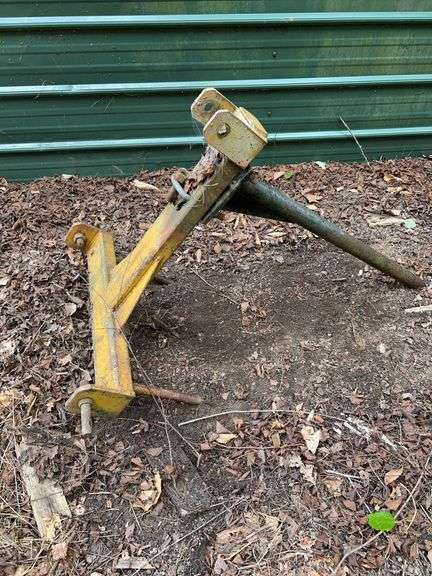 3 Point Hay Spear - Kaufman Realty & Auctions