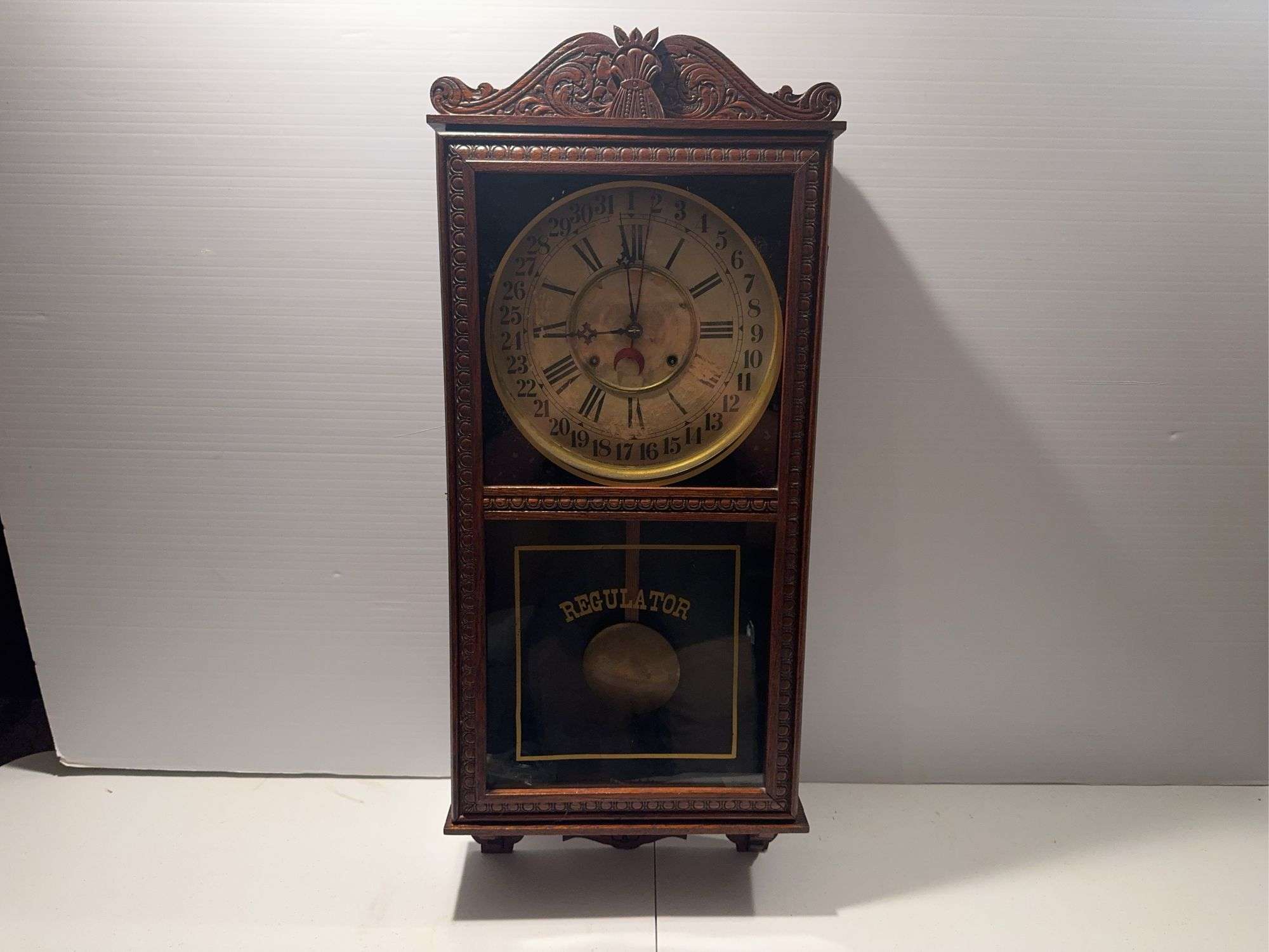 Gilbert Clock - Kaufman Realty & Auctions