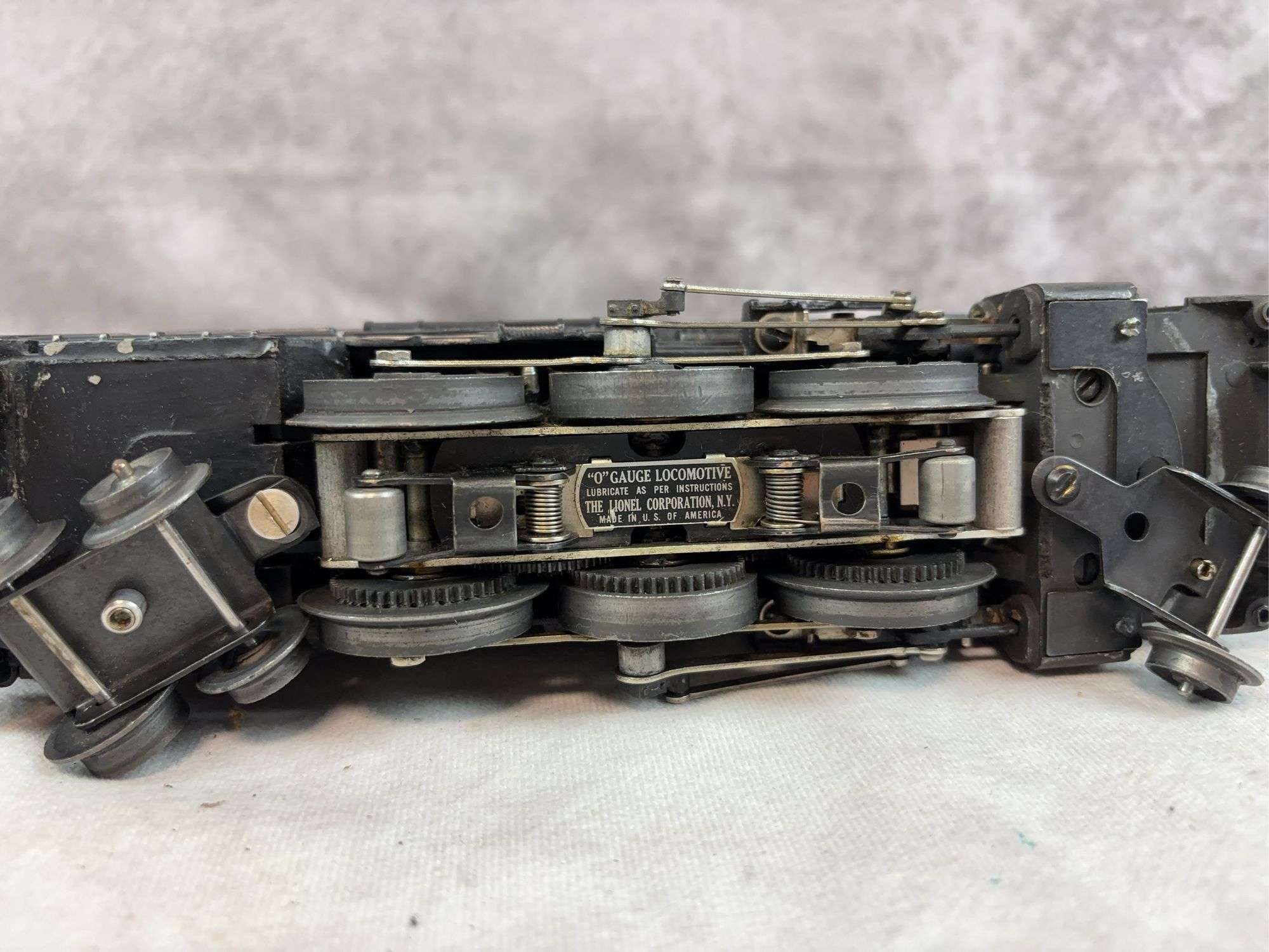 Lionel 2035 O Scale Steam Locomotive - Kaufman Realty & Auctions