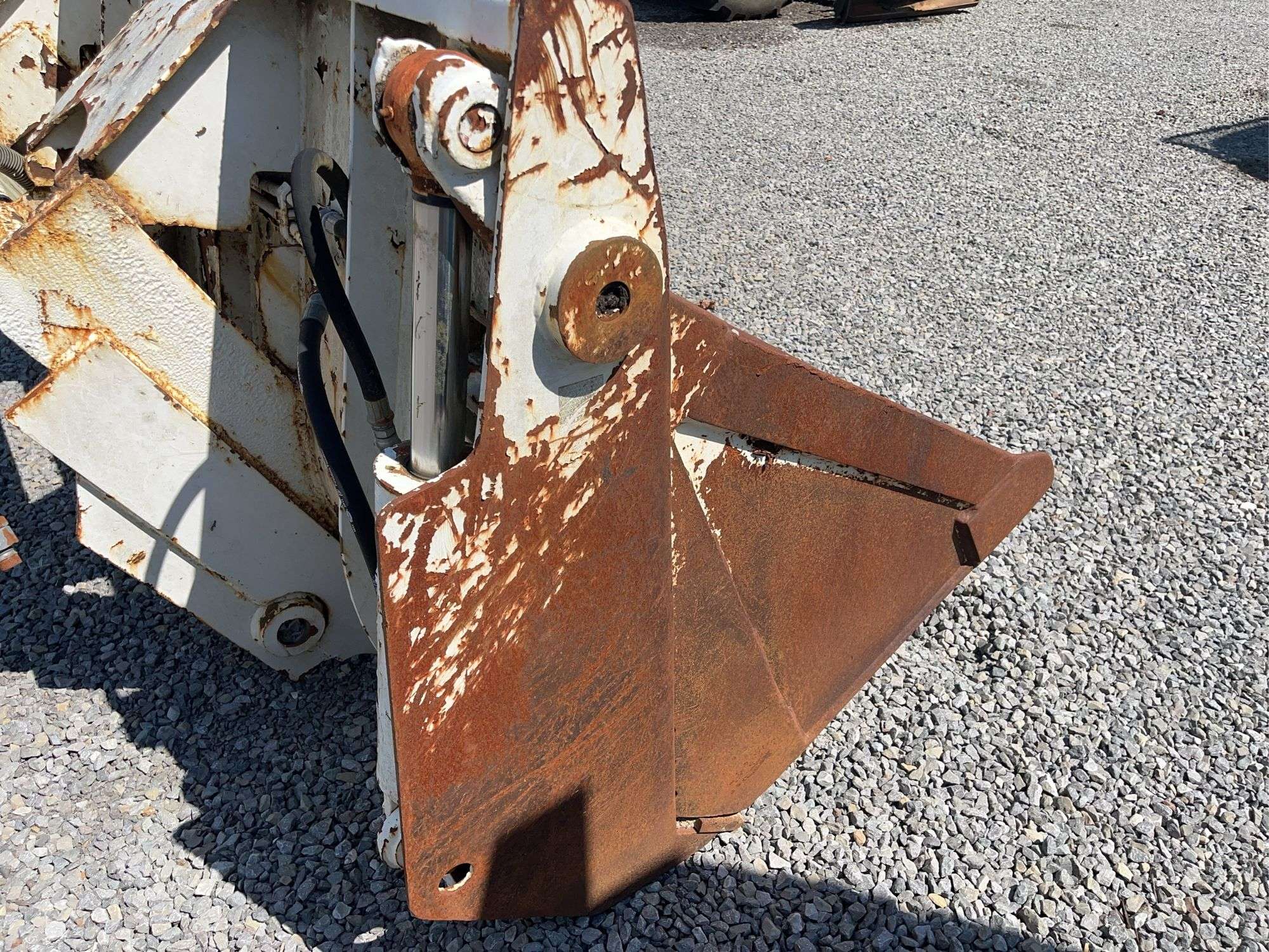 Bucket - Kaufman Realty & Auctions