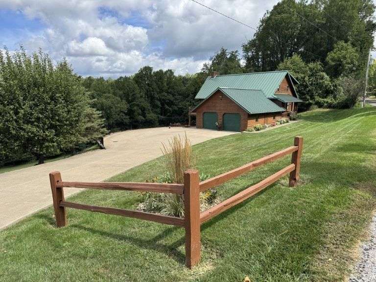 Yoder Real Estate Auction Berlin/Millersburg - Sold $665,000 - Kaufman ...