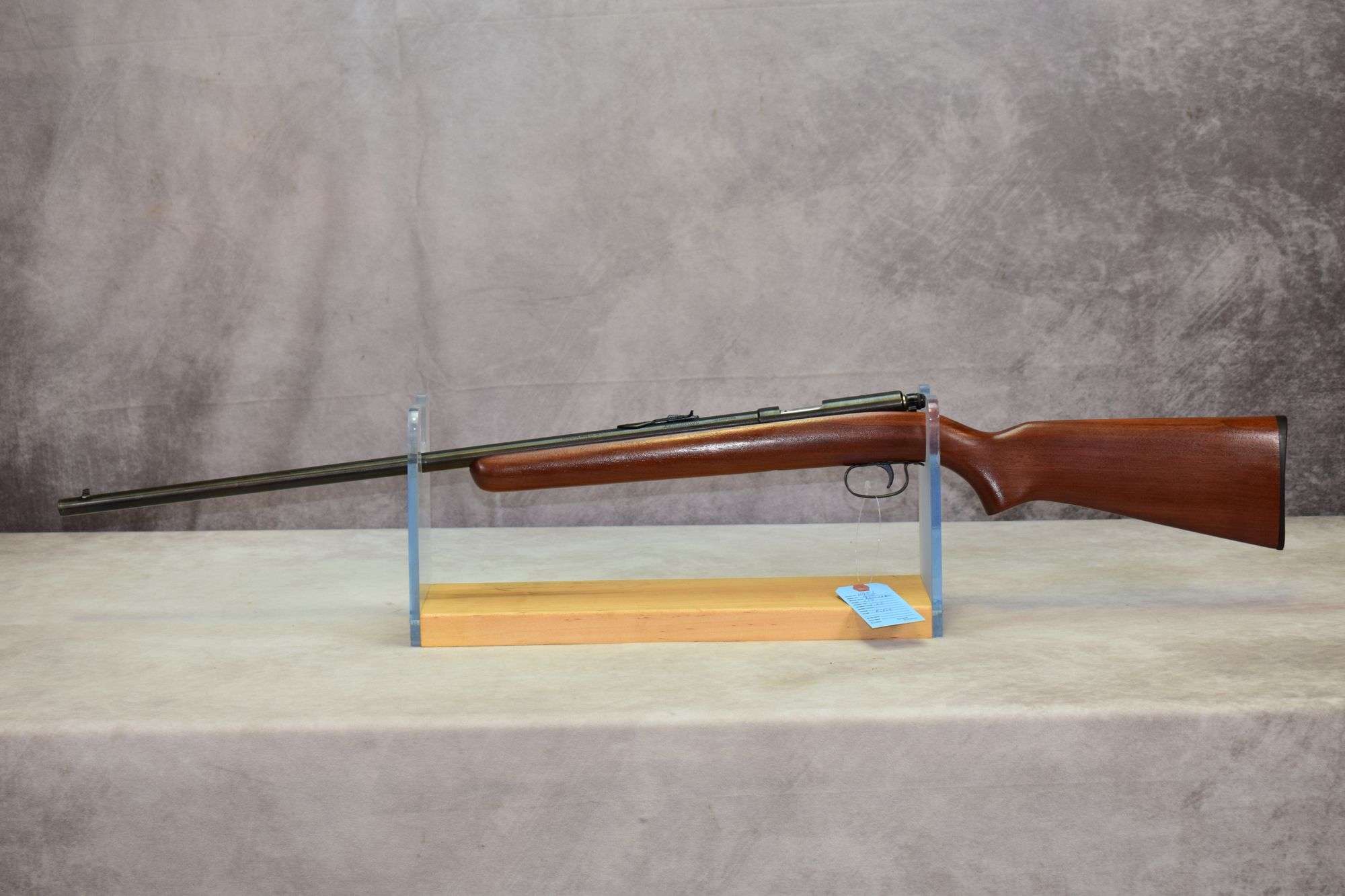 Remington Mod 514 Cal .22 LR - Kaufman Realty & Auctions