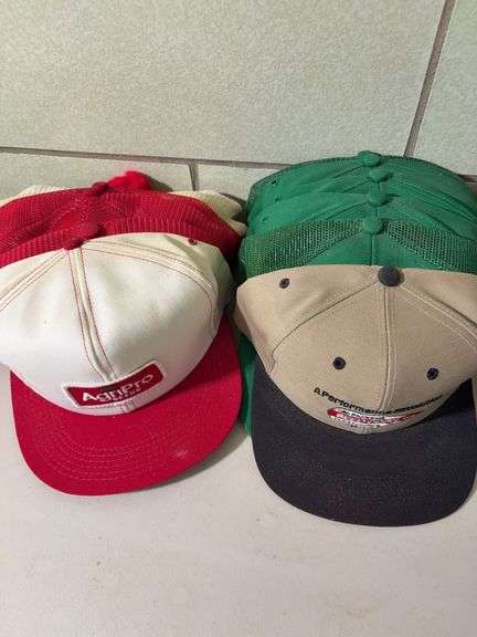 15+ trucker hats - Landmark Genetics, Pioneer, Select Sires, and more ...