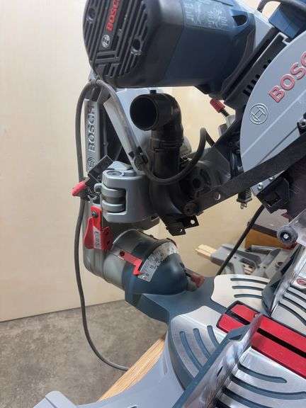 Bosch 10” Compound Sliding Miter Saw With 12’ Wide Table ( Clean Unit ...