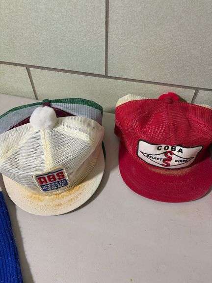 15+ trucker hats - Landmark Genetics, Pioneer, Select Sires, and more ...