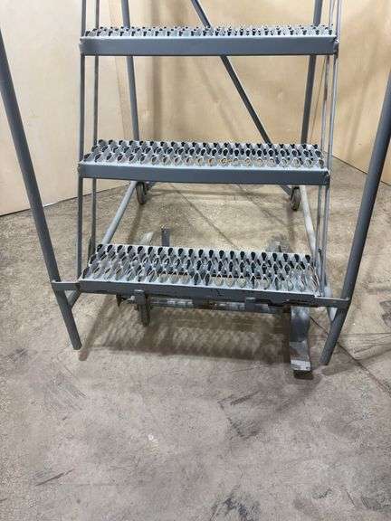 Uline Movable Metal Steps ,80” High - Kaufman Realty & Auctions