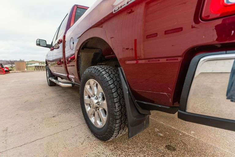 2020 Ram 2500 HD Hemi Pickup Truck - Kaufman Realty & Auctions